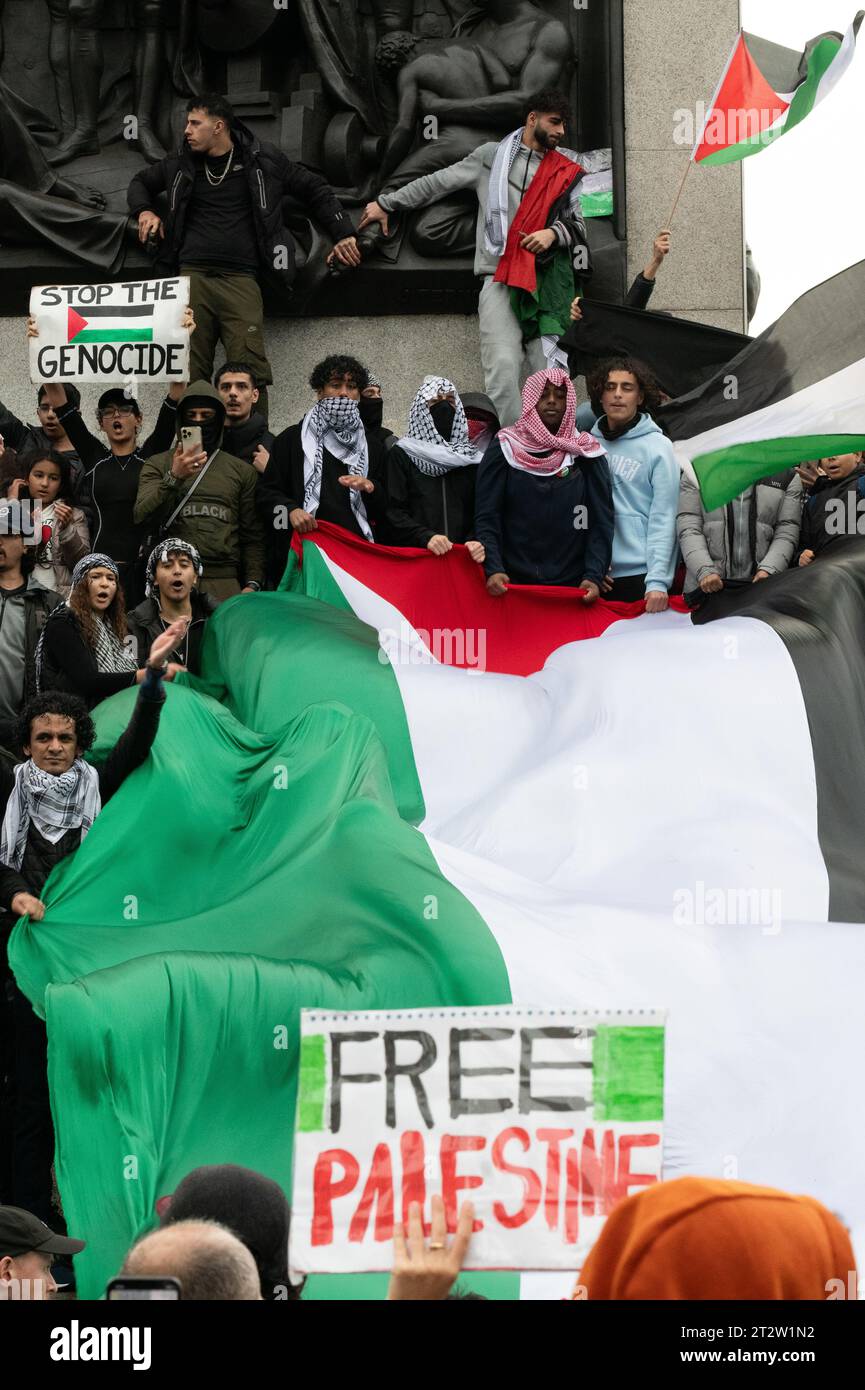 Columnation hi-res stock photography and images - Alamy