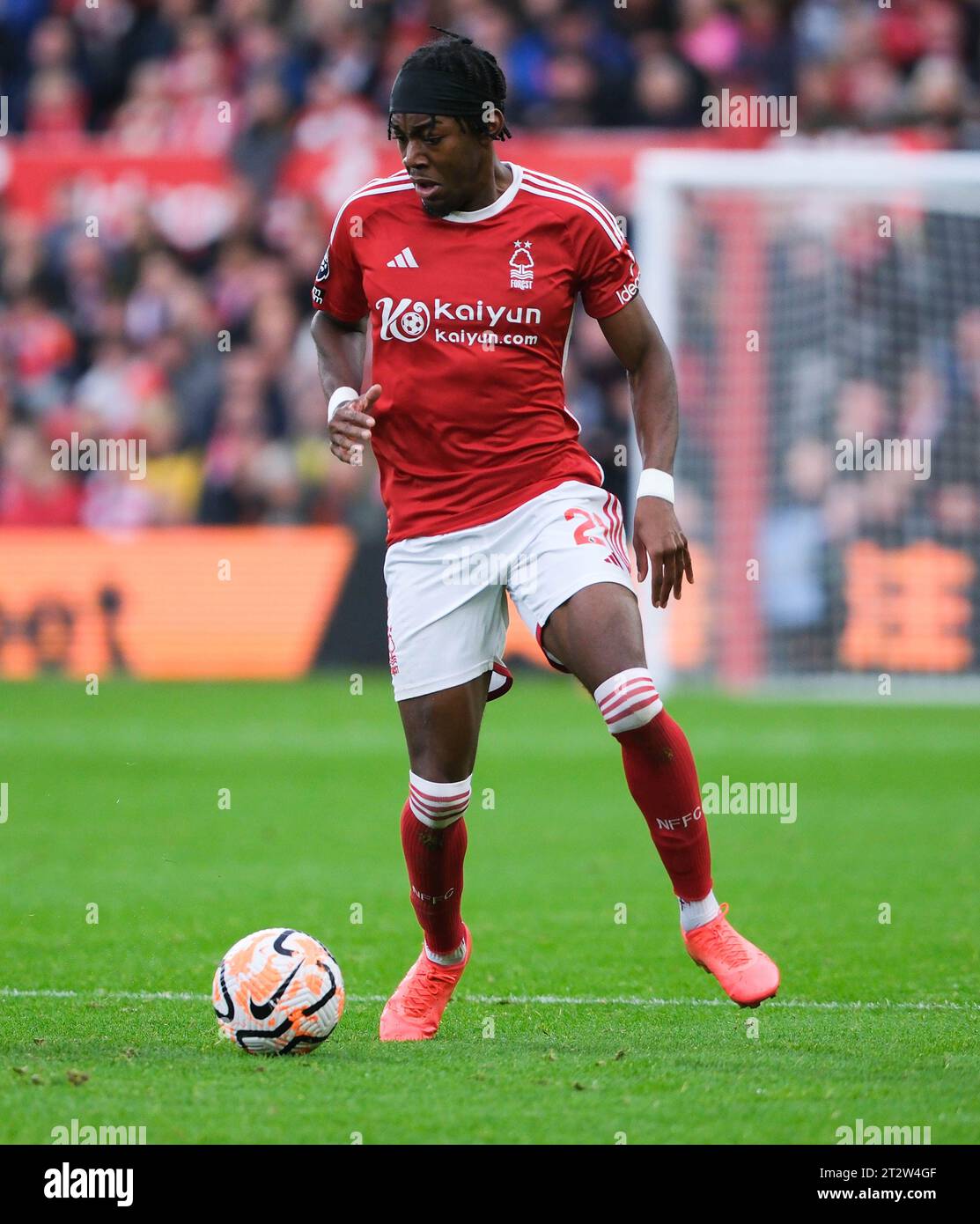 The City Ground, Nottingham, UK. 21st Oct, 2023. Premier League ...