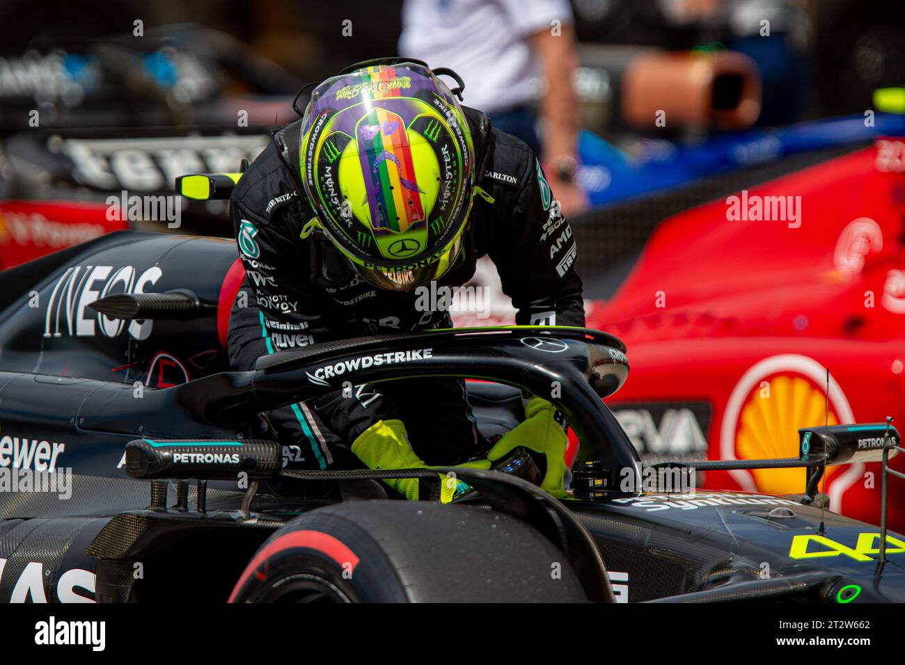 Lewis Hamilton (GBR) Mercedes W14 E Performance Sprint Shoot Out during ...