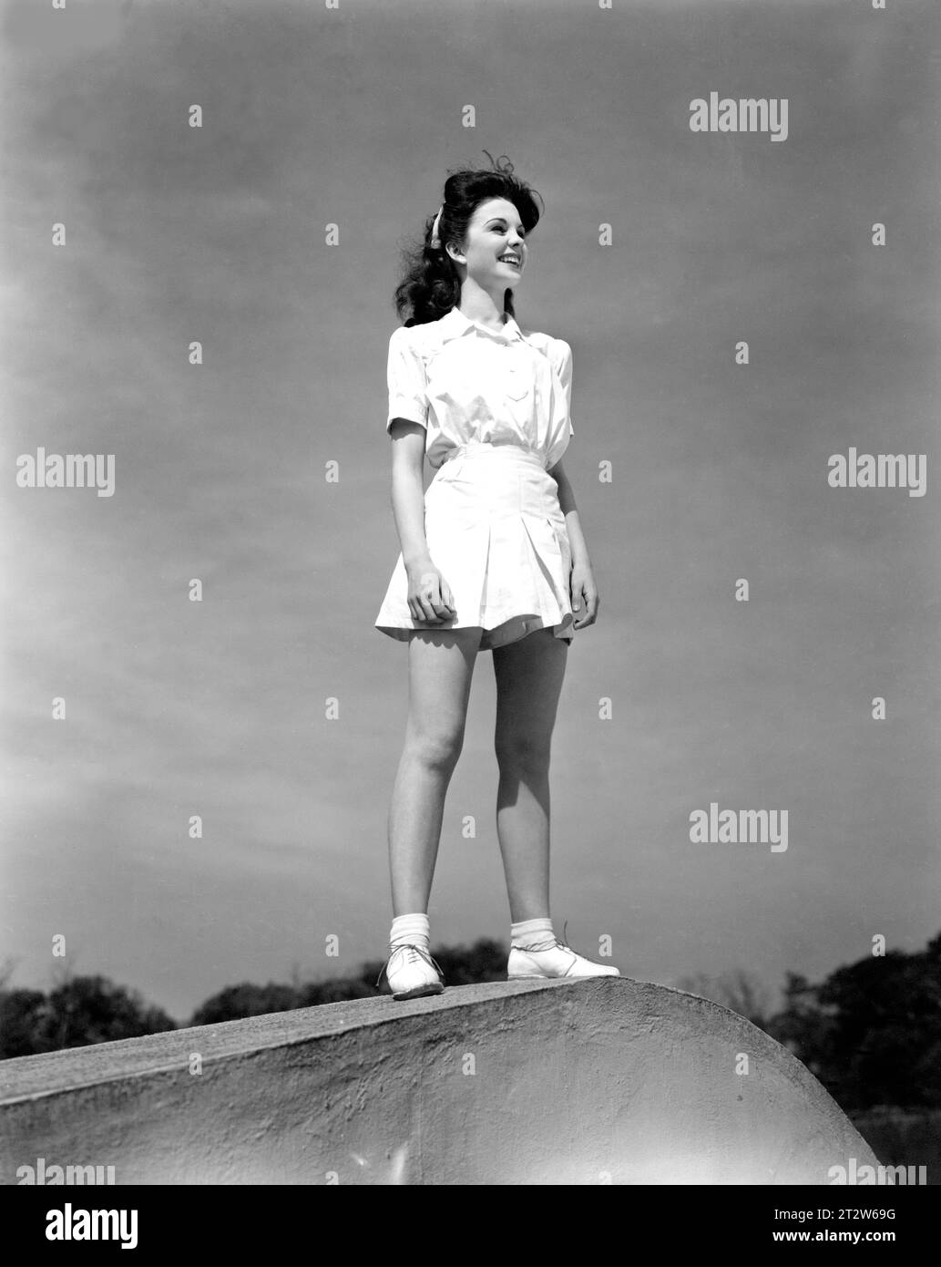 Jean Simmons Legs
