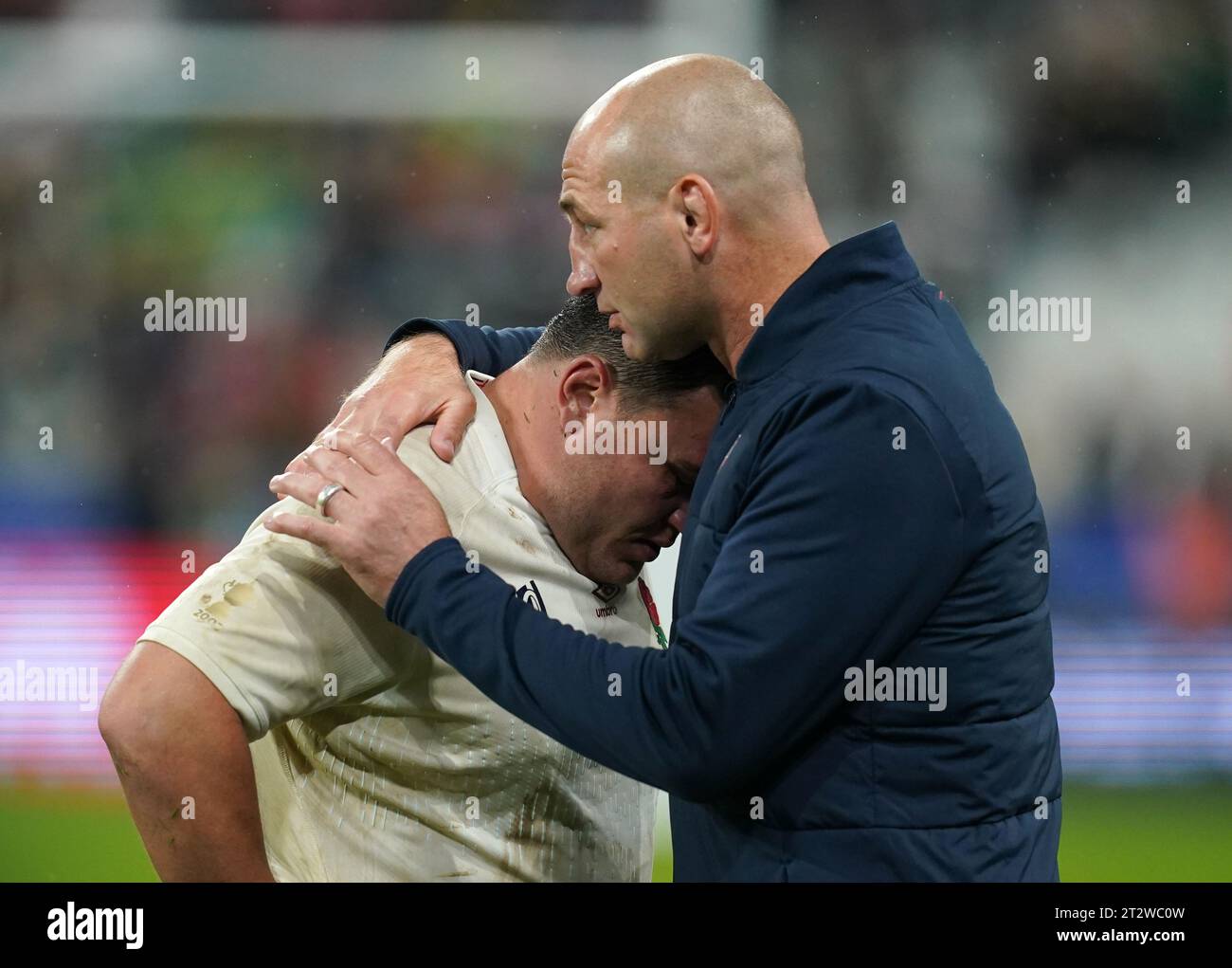England's Jamie George consoled by head coach Steve Borthwick following ...