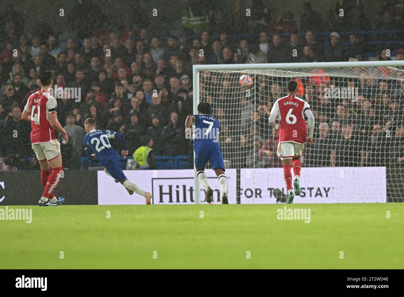 London, UK. 21st Oct, 2023. GOAL Cole Palmer of Chelsea opens the ...