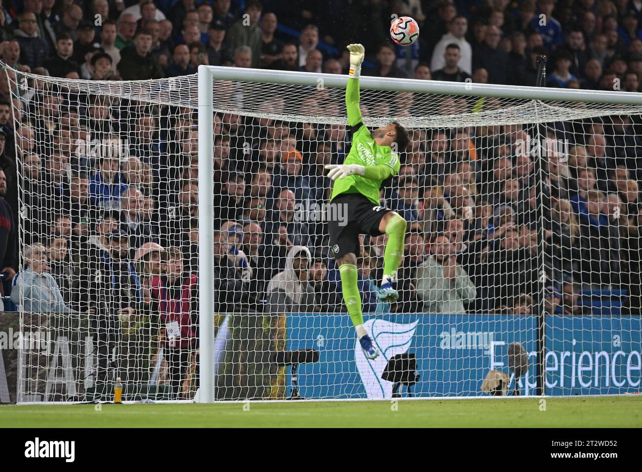 David raya 2023 arsenal hi-res stock photography and images - Alamy