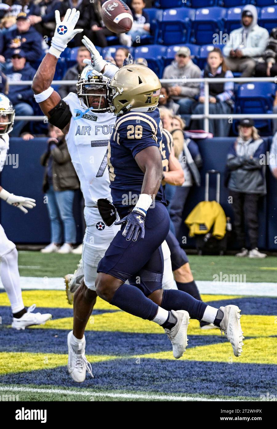 ANNAPOLIS, MD - OCTOBER 21: Air Force Falcons safety Trey Taylor (7 ...