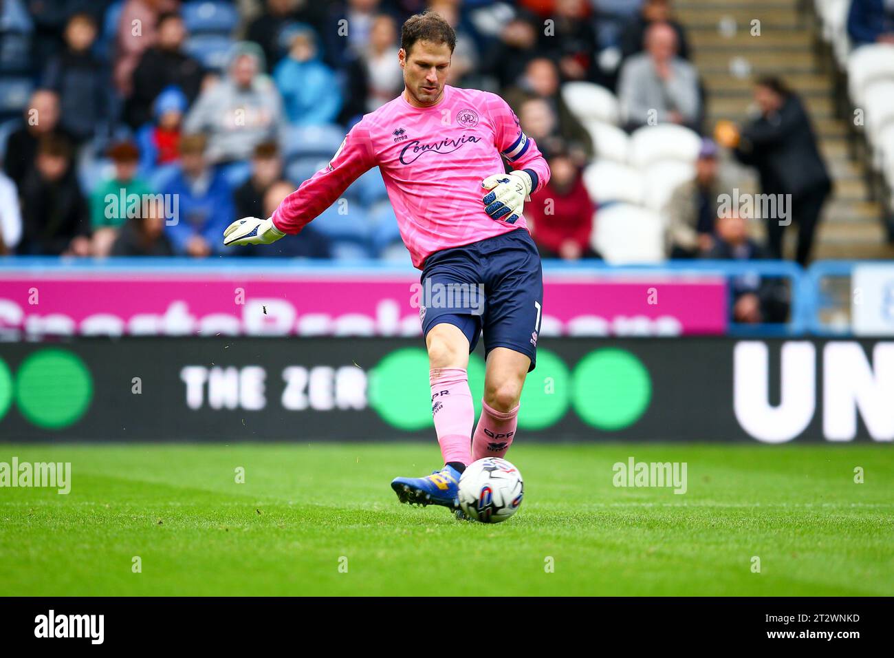 John Smith's Stadium, Huddersfield, England - 21st October 2023 Asmir ...