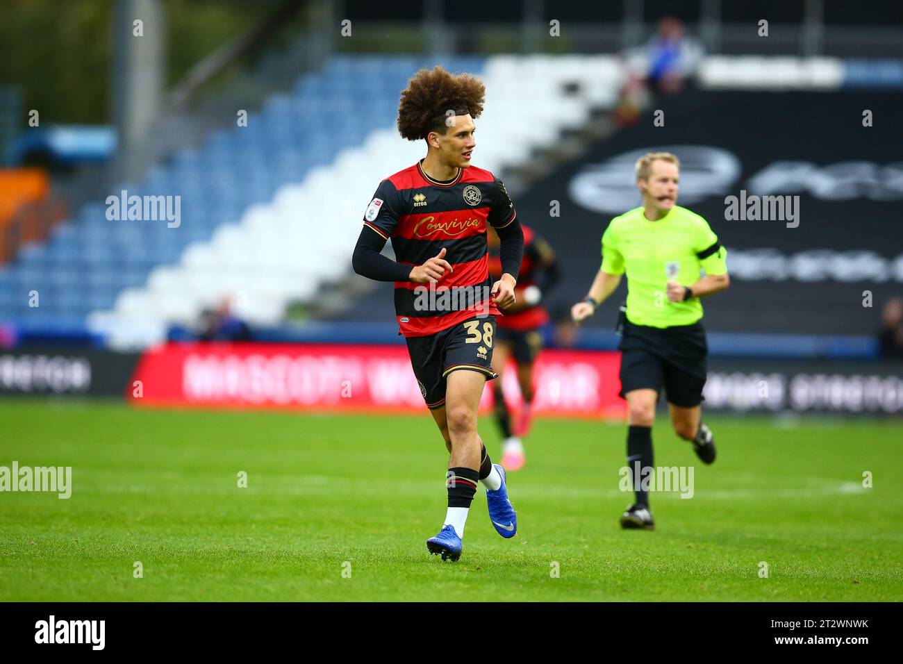 John Smith's Stadium, Huddersfield, England - 21st October 2023 Rayan ...