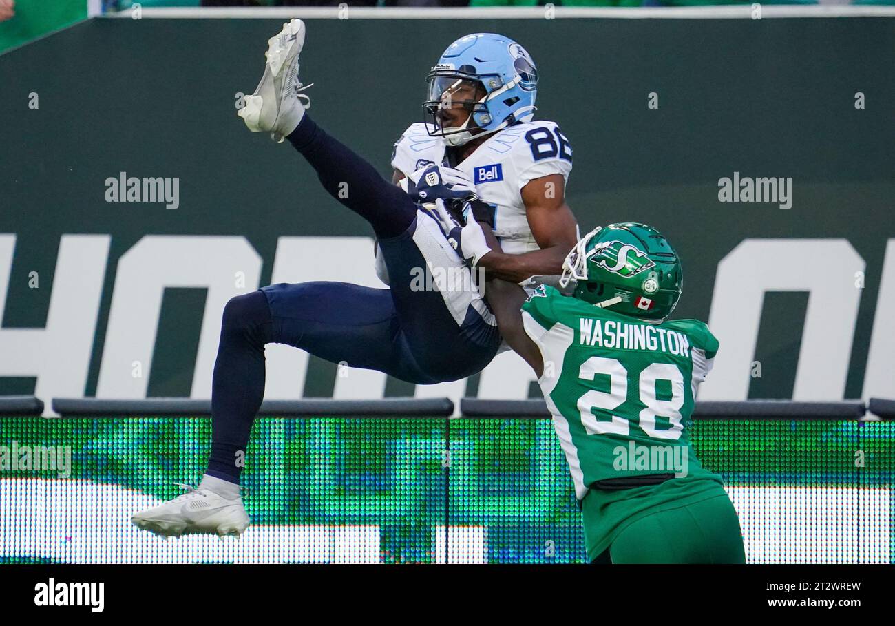 Toronto Argonauts receiver Damonte Coxie (86) catches a pass as ...