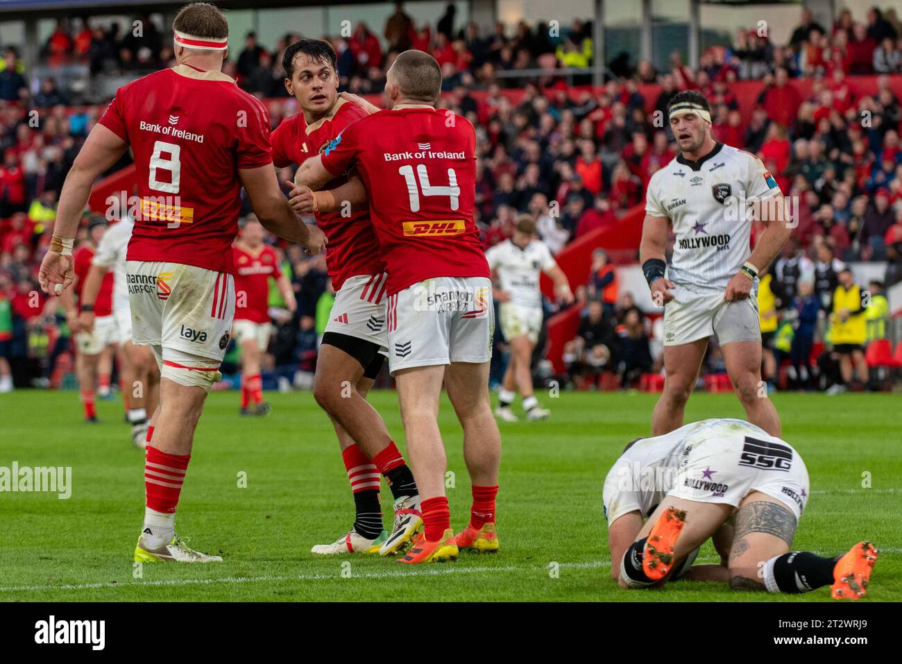 Limerick, Ireland. 21st Oct, 2023. Antoine Frisch of Munster celebrates ...