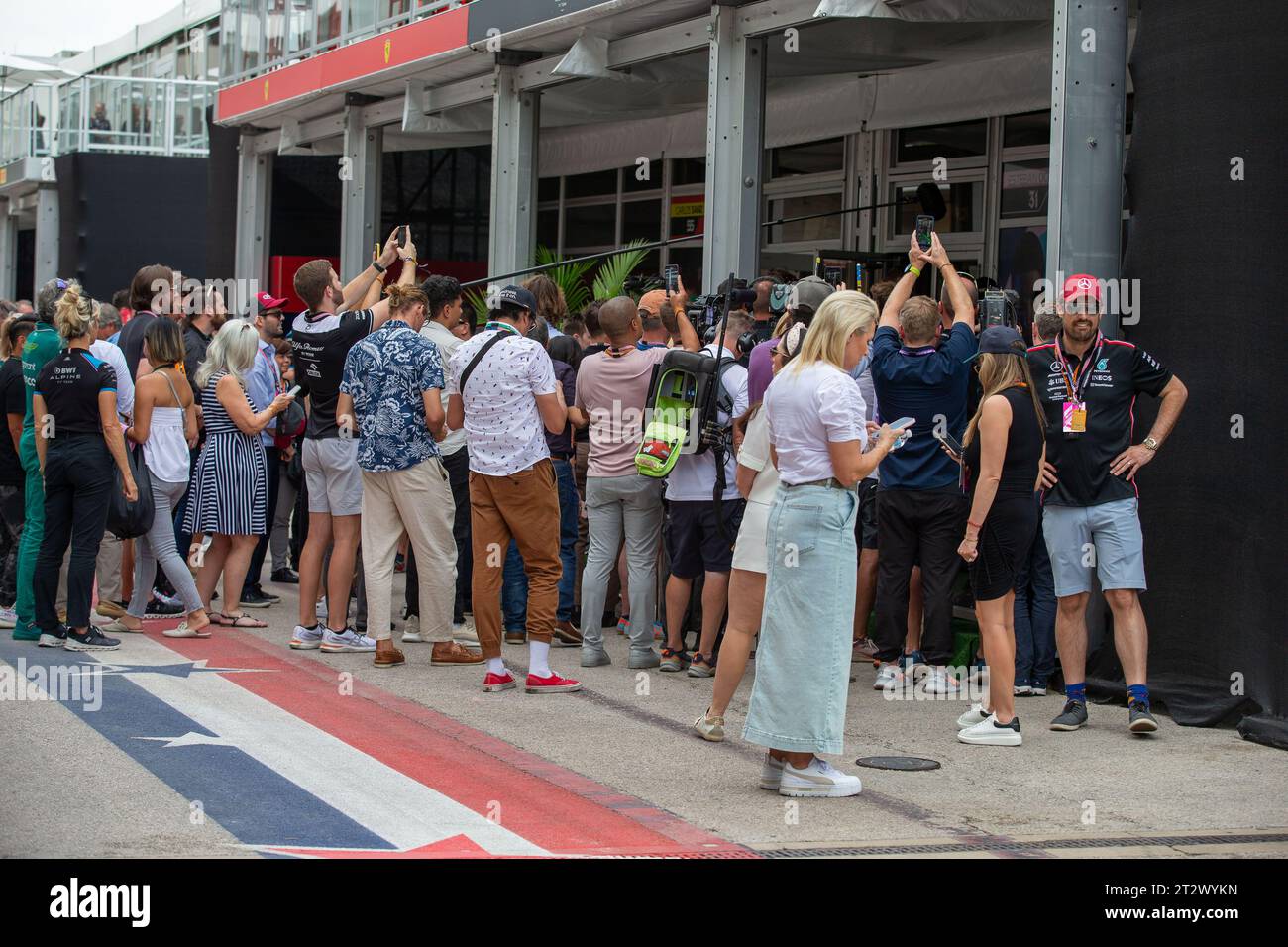 Paddock Guests during Saturday Sprint Race of FORMULA 1 LENOVO UNITED ...
