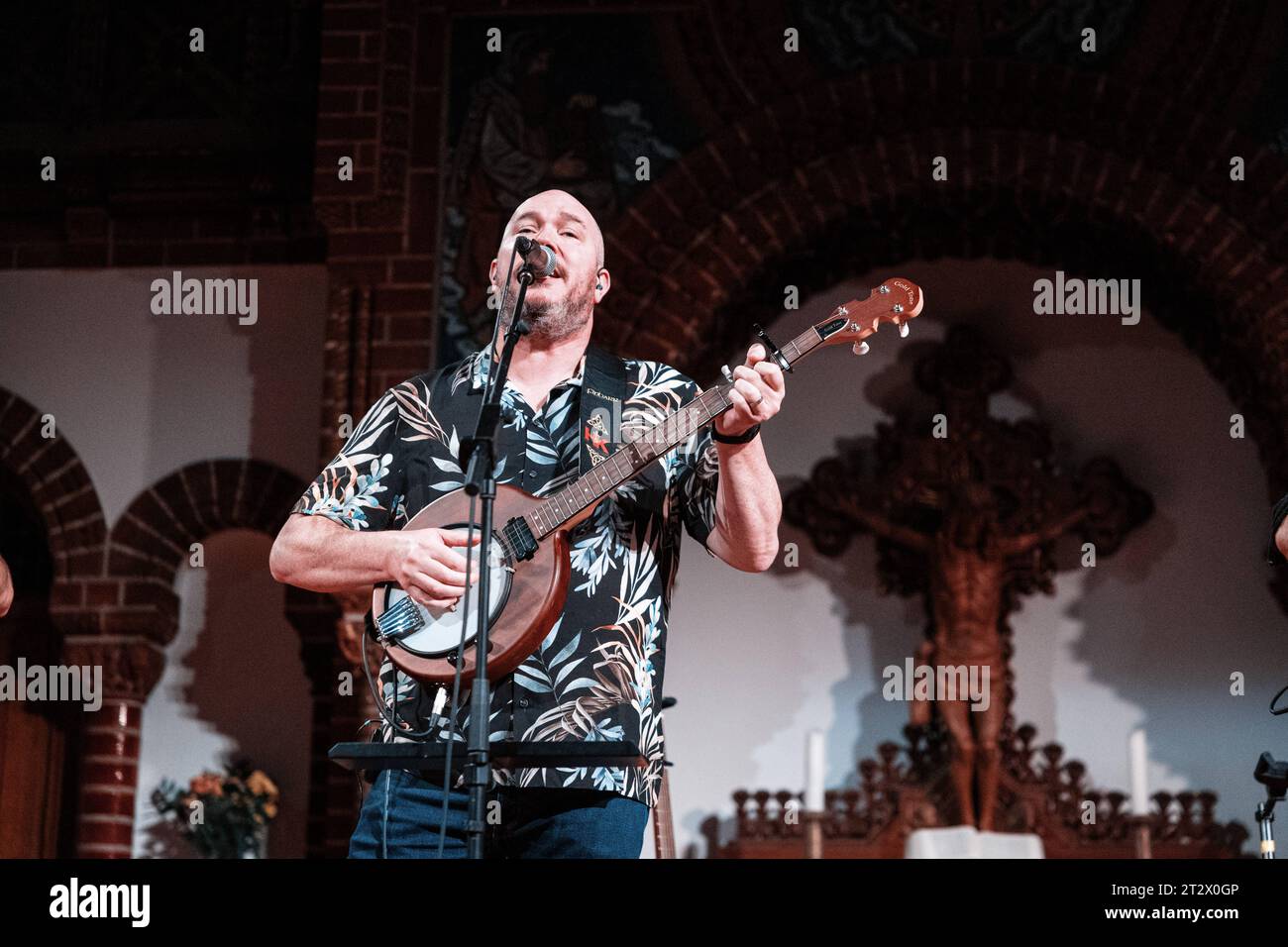 Finbarr Clancy, Konzert: The High Kings in der Passionskirche in Berlin ...