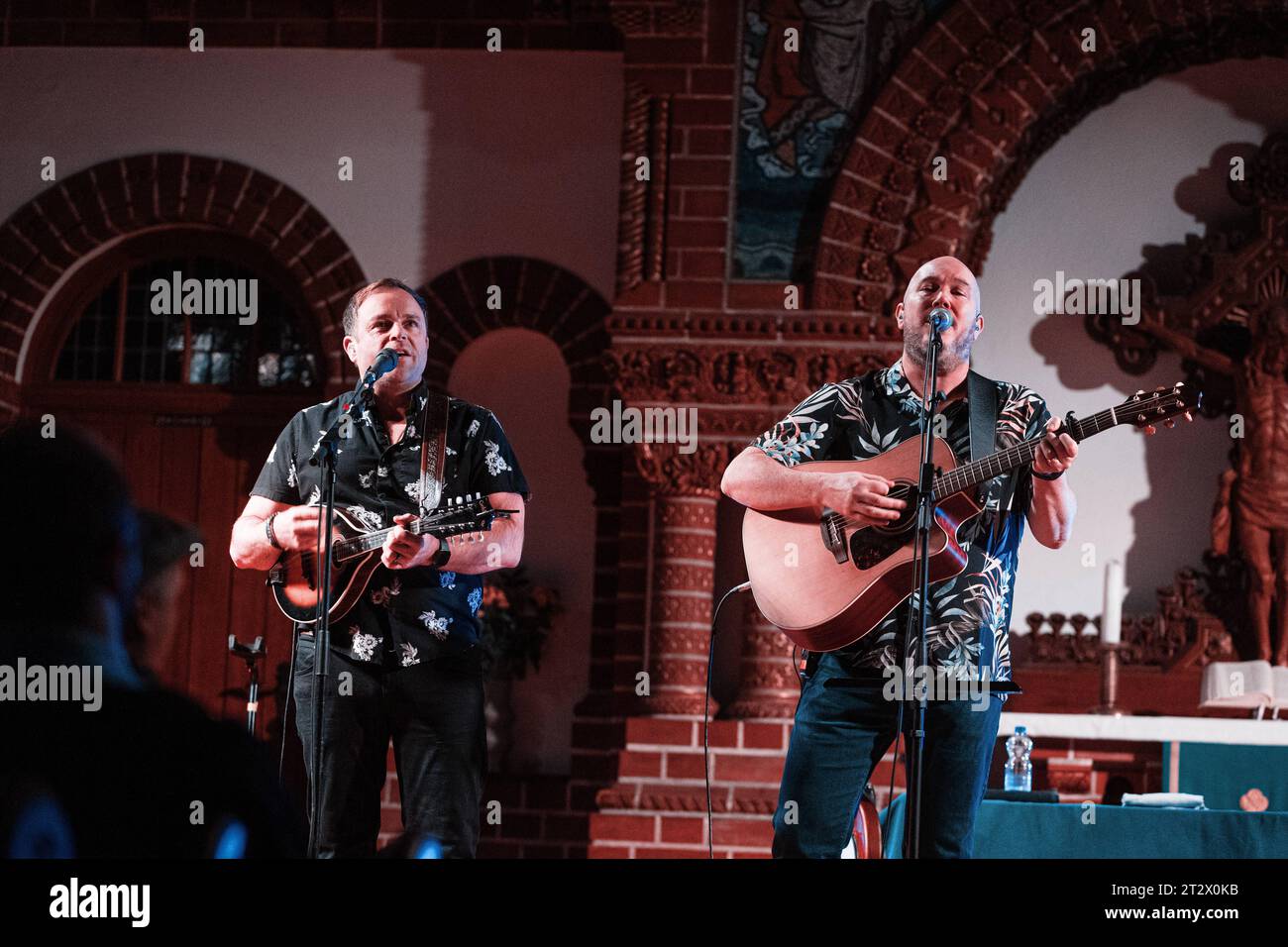 Darren Holden, Finbarr Clancy, Konzert: The High Kings in der ...