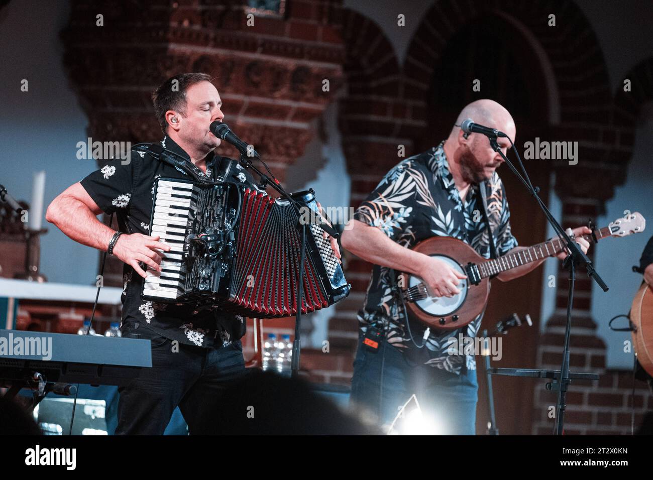 Darren Holden, Finbarr Clancy, Konzert: The High Kings in der ...