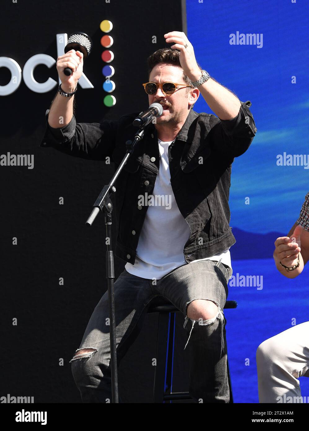 Brandon barash days of our lives hi-res stock photography and images ...