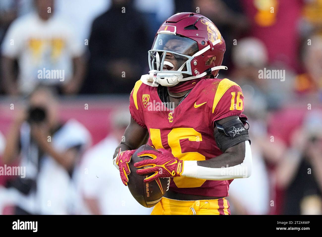 Southern California wide receiver Tahj Washington celebrates after ...