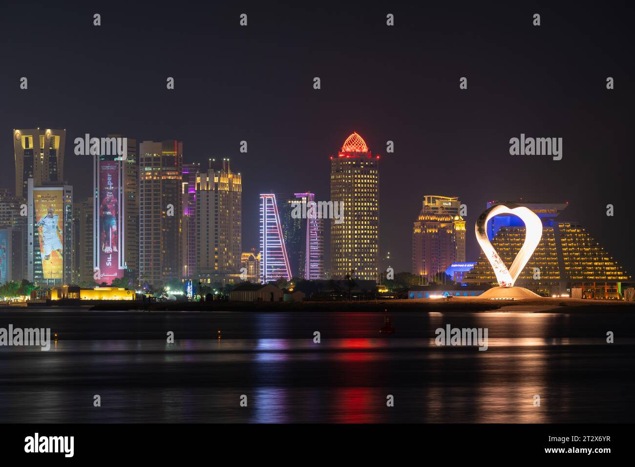Qatar cityscape in the night hi-res stock photography and images - Alamy