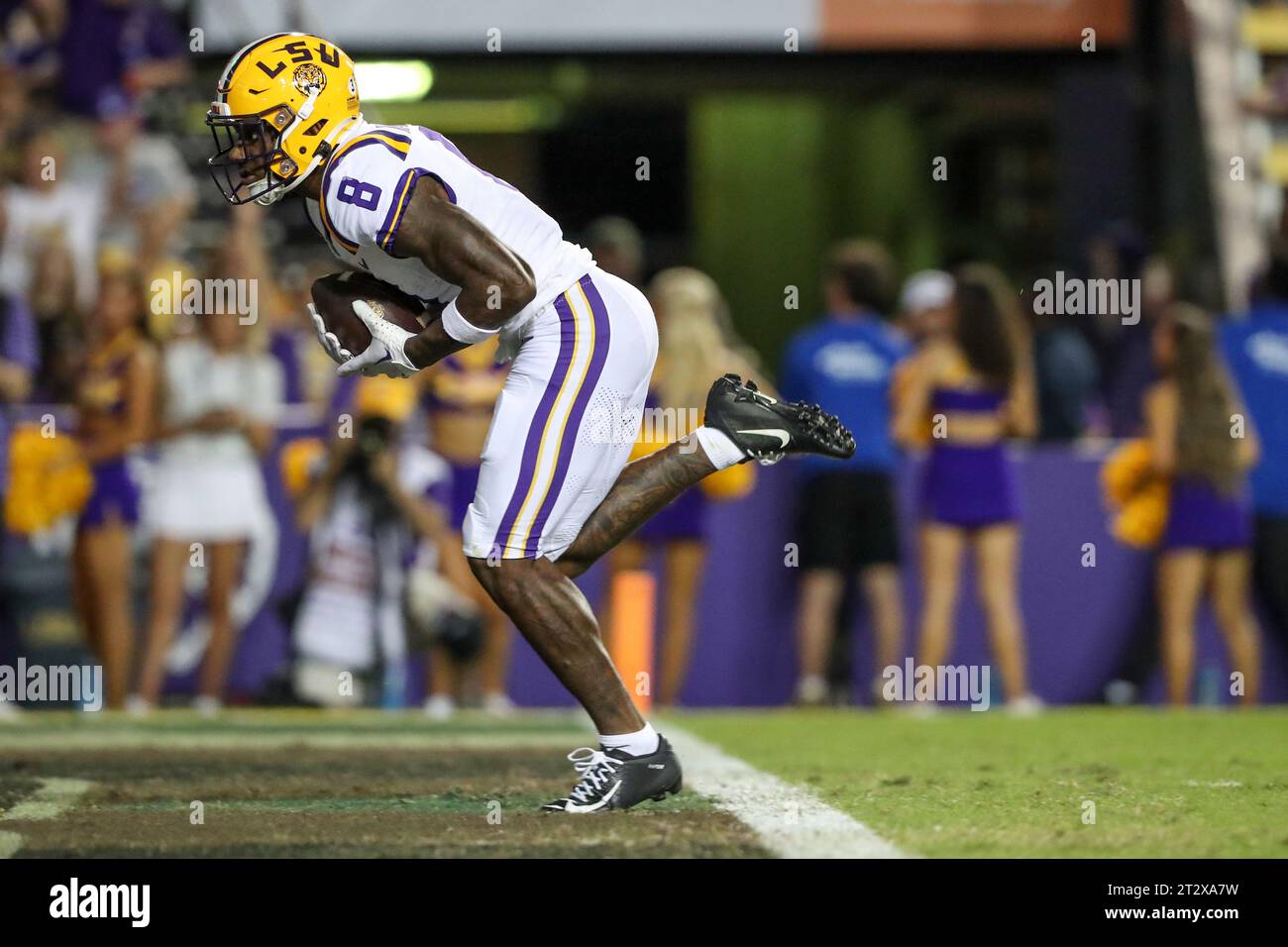 Baton Rouge, LA, USA. 21st Oct, 2023. LSU wide receiver Malik Nabers (8 ...