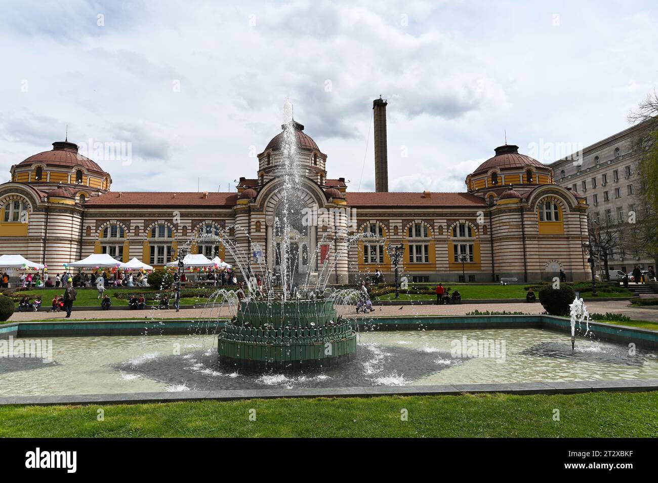 1 Banski Sq, 1000 Sofia, Bulgaria: Central Mineral Bath Stock Photo - Alamy