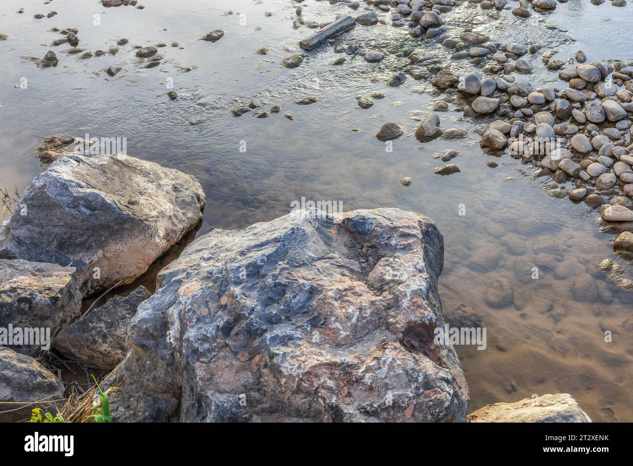 Photo background sea stone near the water Stock Photo - Alamy