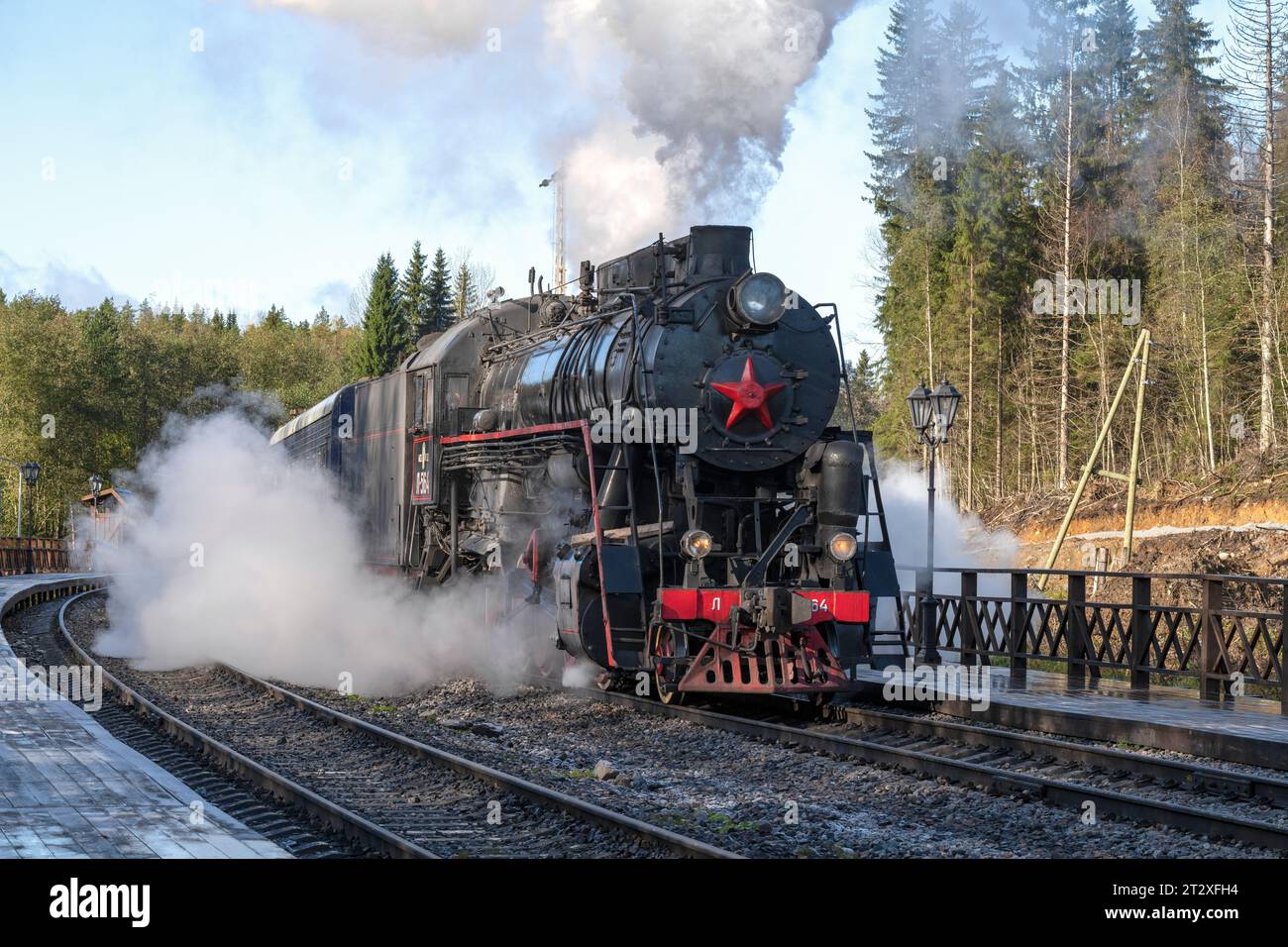 RUSKEALA, RUSSIA - OCTOBER 06, 2023: Steam locomotive L-5164 with retro ...