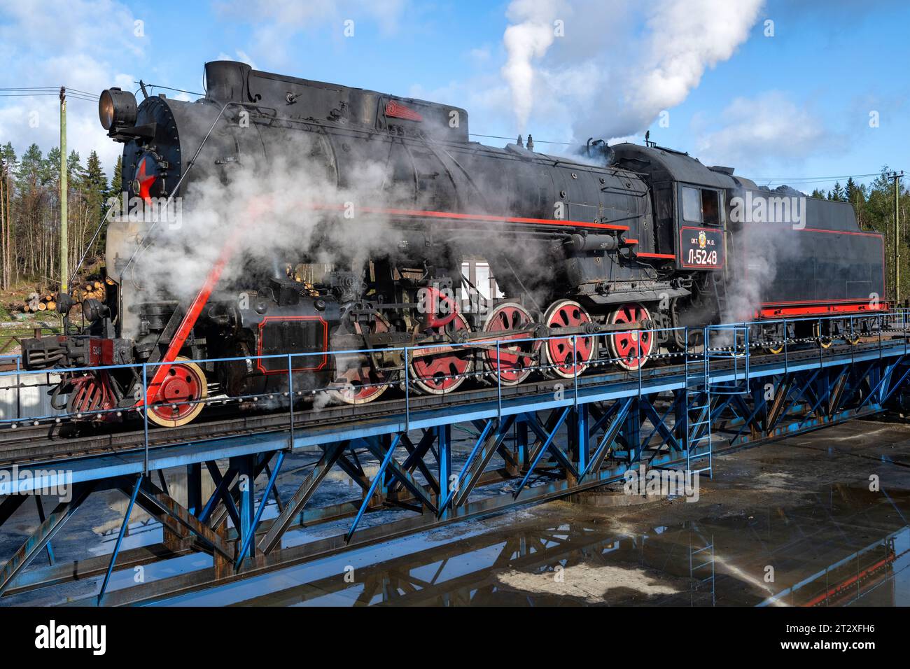 RUSKEALA, RUSSIA - OCTOBER 06, 2023: Old Soviet steam locomotive of the ...