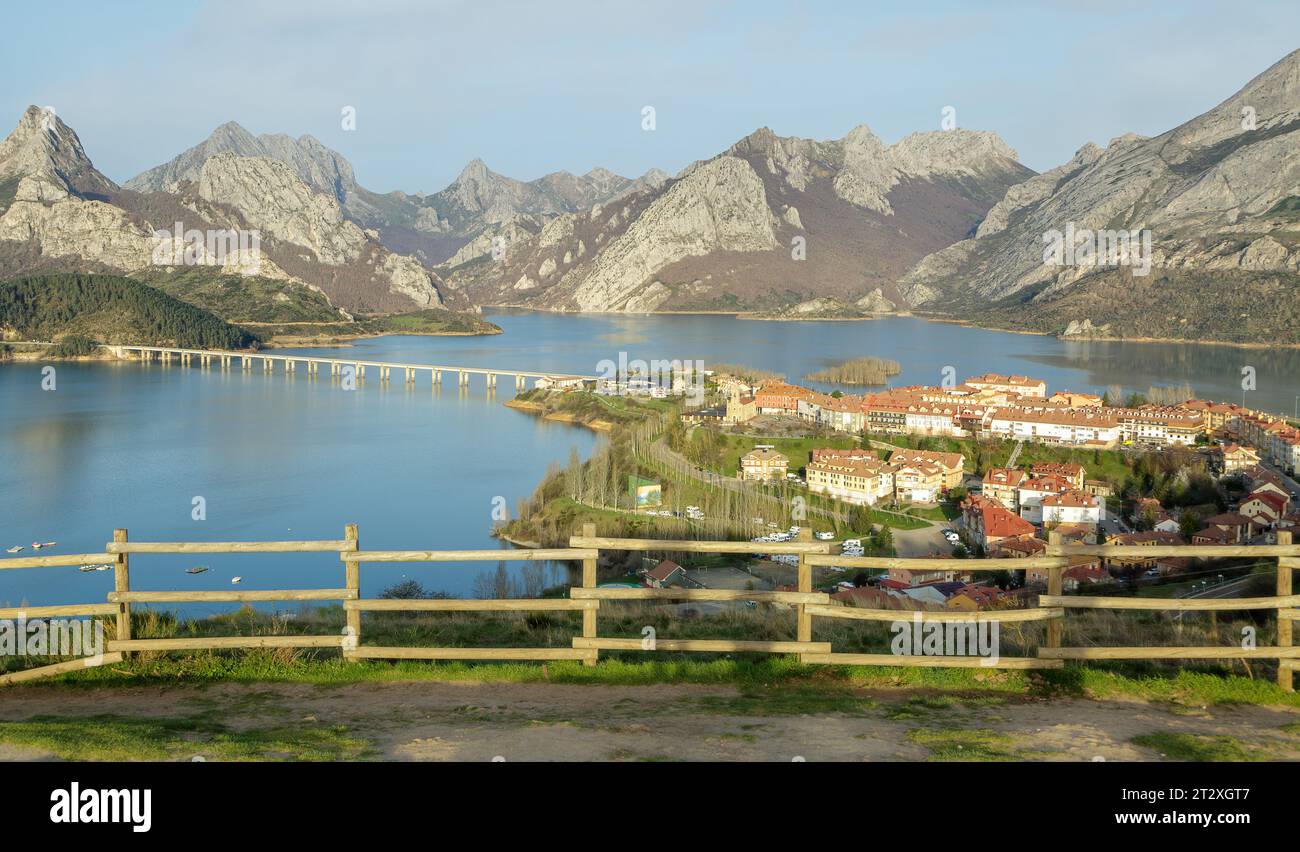 Panoramic photograph of the town and reservoir of Riaño, province of ...