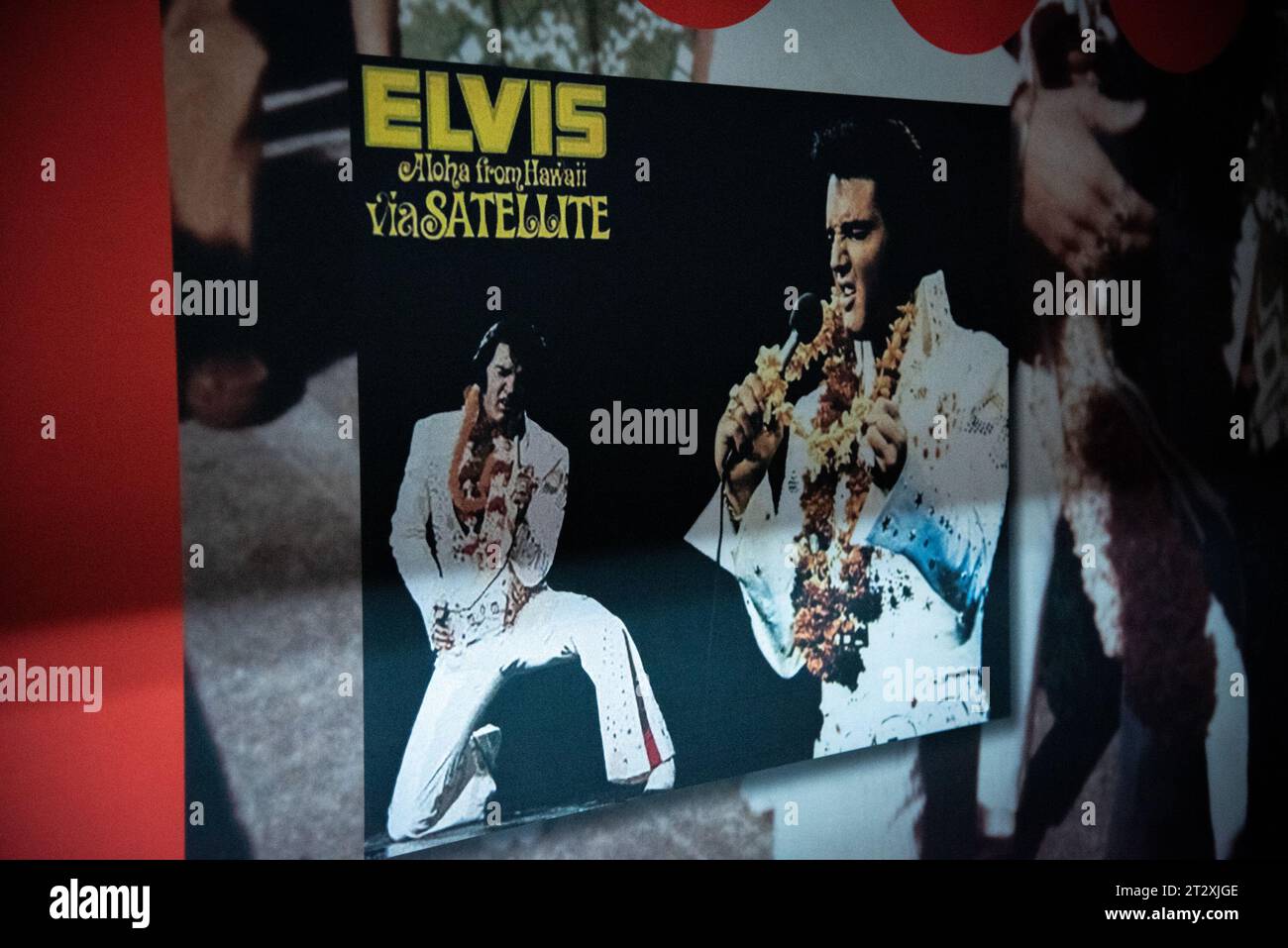 London, UK. 19th Oct, 2023. Black and white photographs of Elvis ...