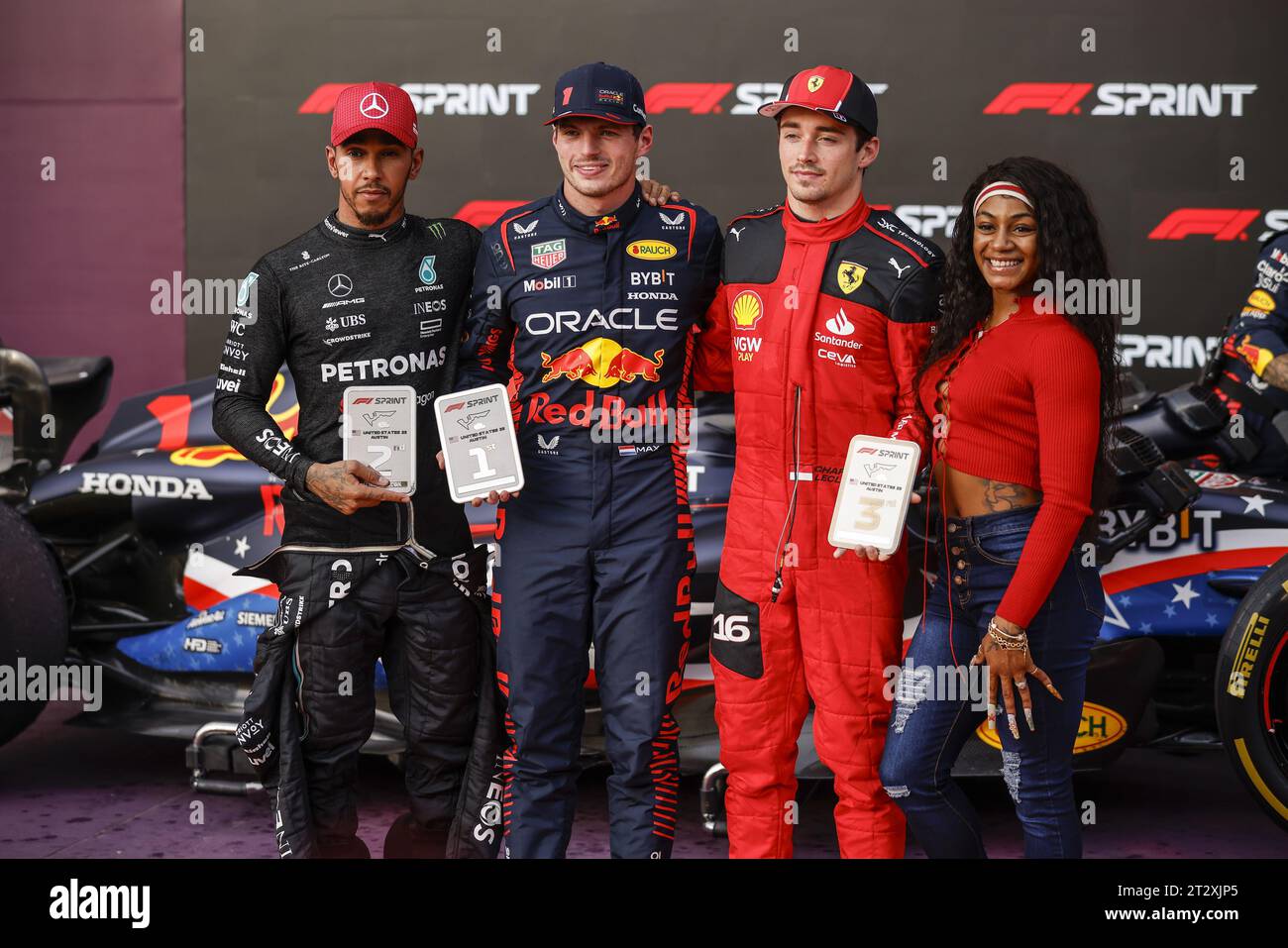 VERSTAPPEN Max (ned), Red Bull Racing RB19, portrait HAMILTON Lewis (gbr), Mercedes AMG F1 Team ...