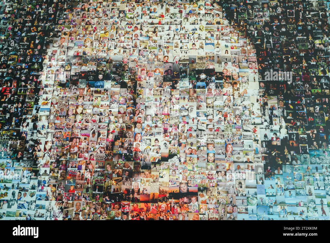 The People's Monach, Portrait of Queen Elizabeth II at Gatwick Airport ...