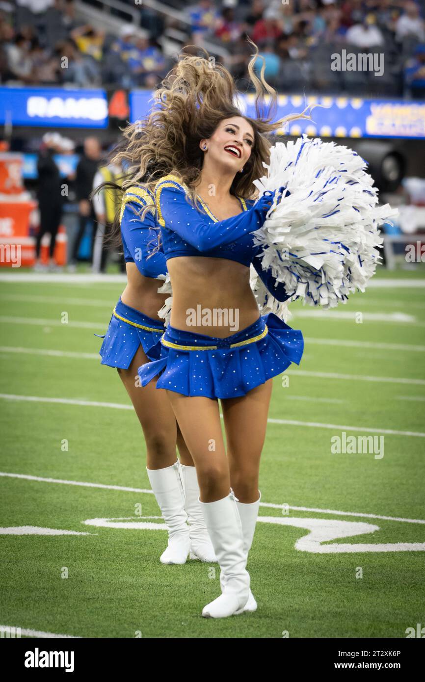 Rams cheerleaders hi-res stock photography and images - Alamy
