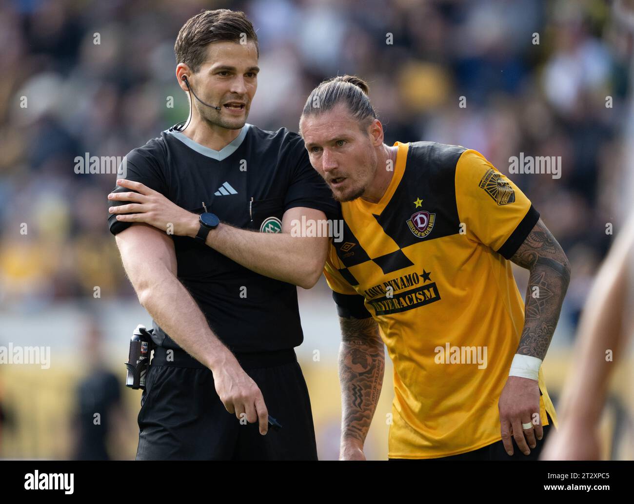 Dresden, Germany. 21st Oct, 2023. Soccer: 3rd league, SG Dynamo Dresden ...
