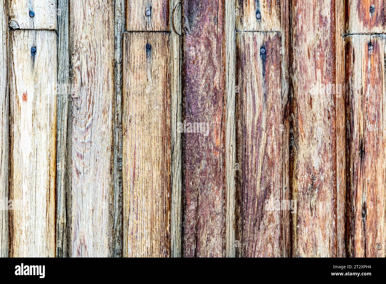 Granular material, solid wood with a structural surface for design ...