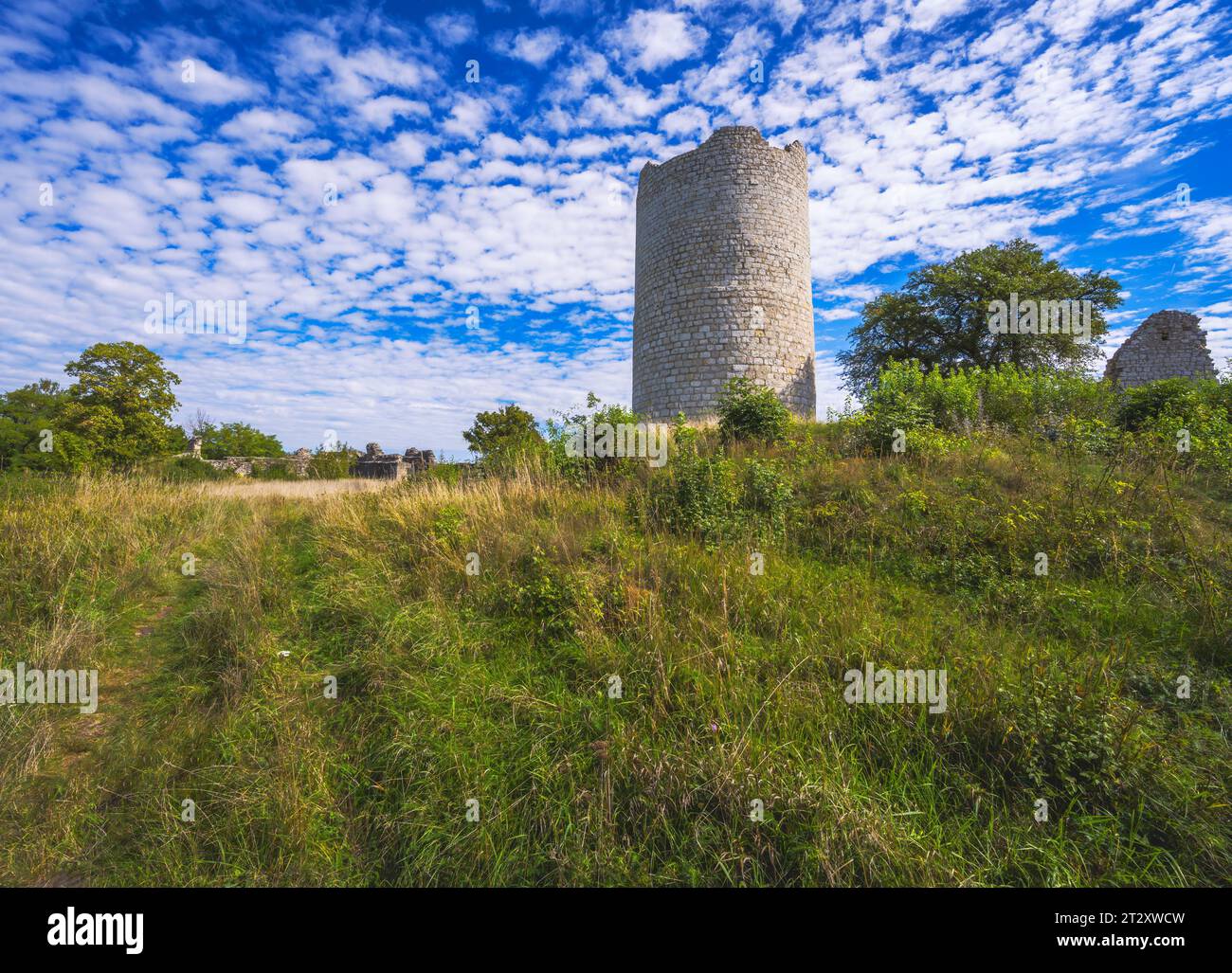 Ruin of the medieval Kallmuenz castle Stock Photo - Alamy