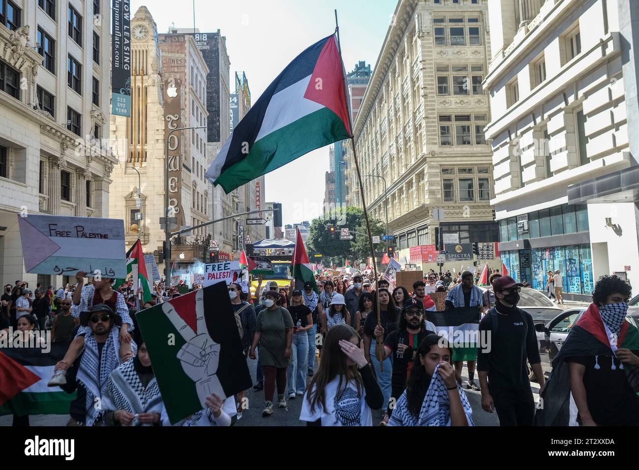 Los Angeles, United States. 21st Oct, 2023. Crowds gathered at Pershing ...