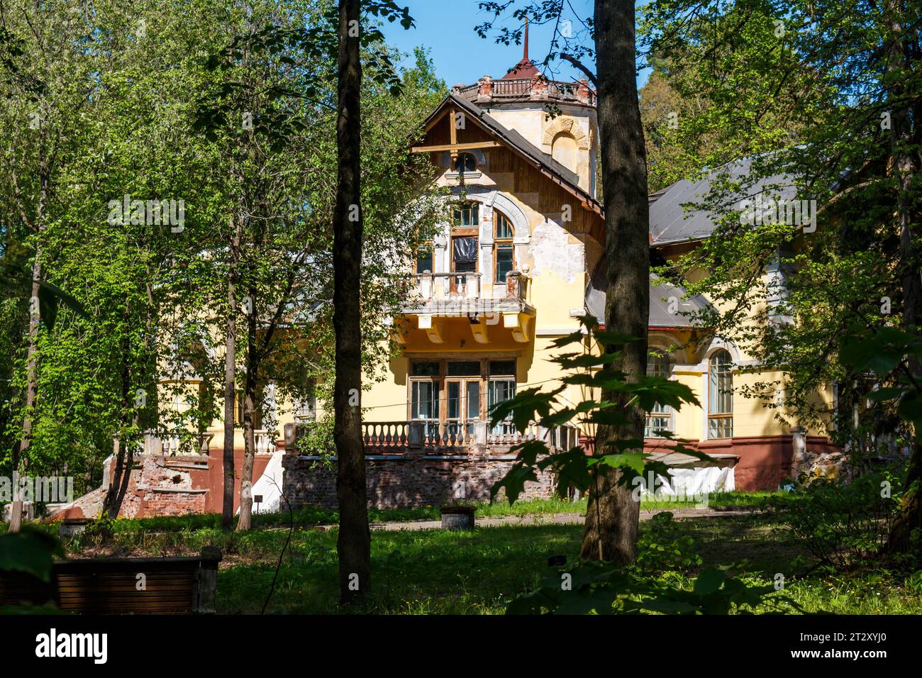 The house of Victor Obninsky is an architectural monument in the Art ...