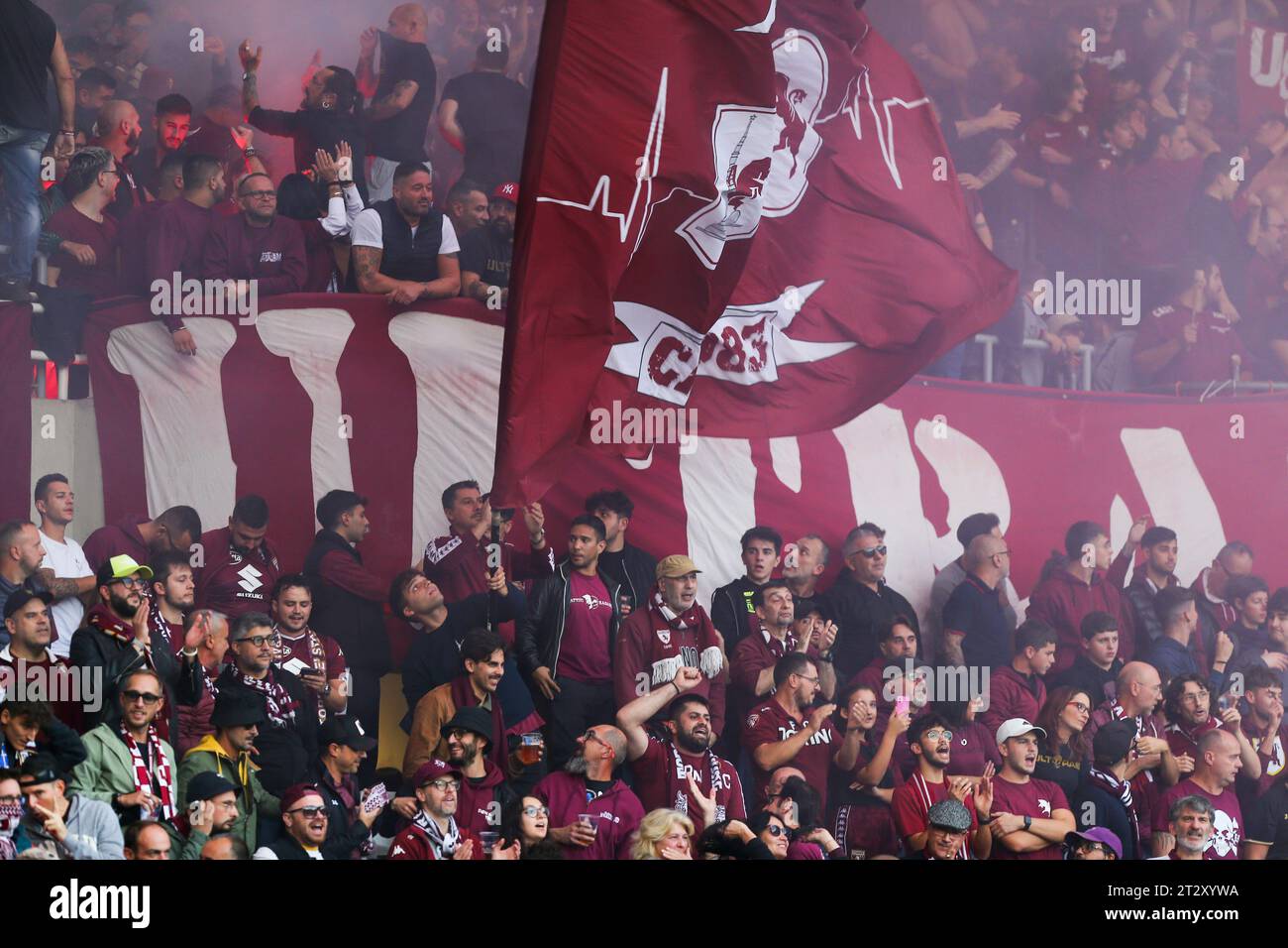 Olympic fc hi-res stock photography and images - Alamy