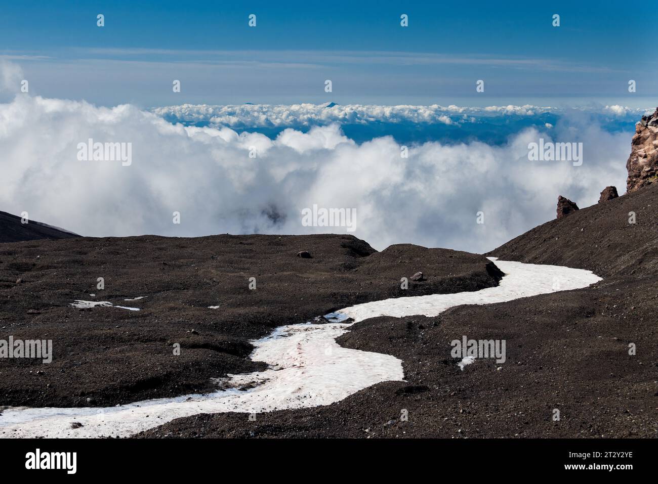 Avacha volcano avachinskaya sopka hi-res stock photography and images ...