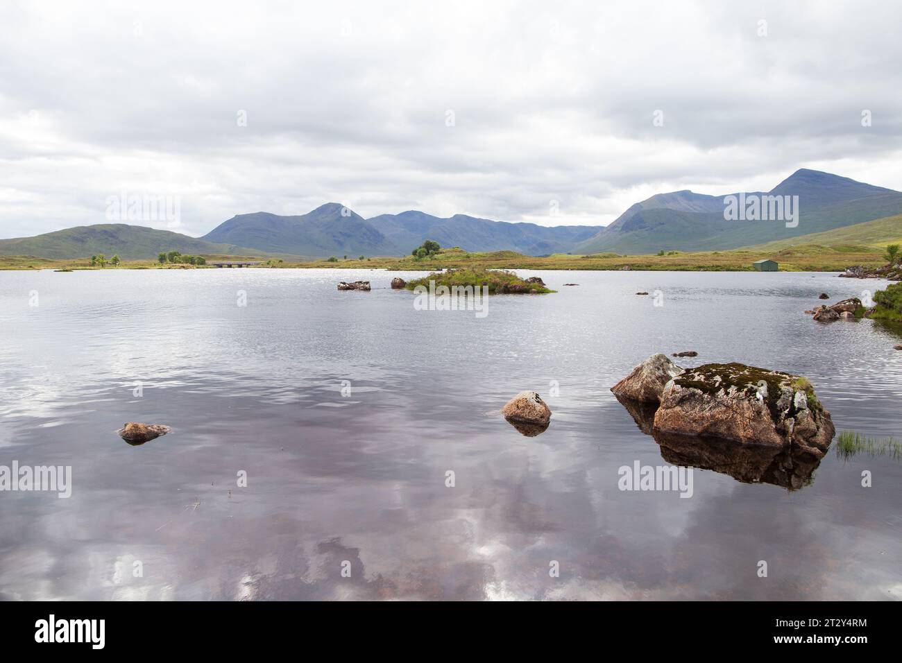 Visit scottish landscapes scottish hi-res stock photography and images ...