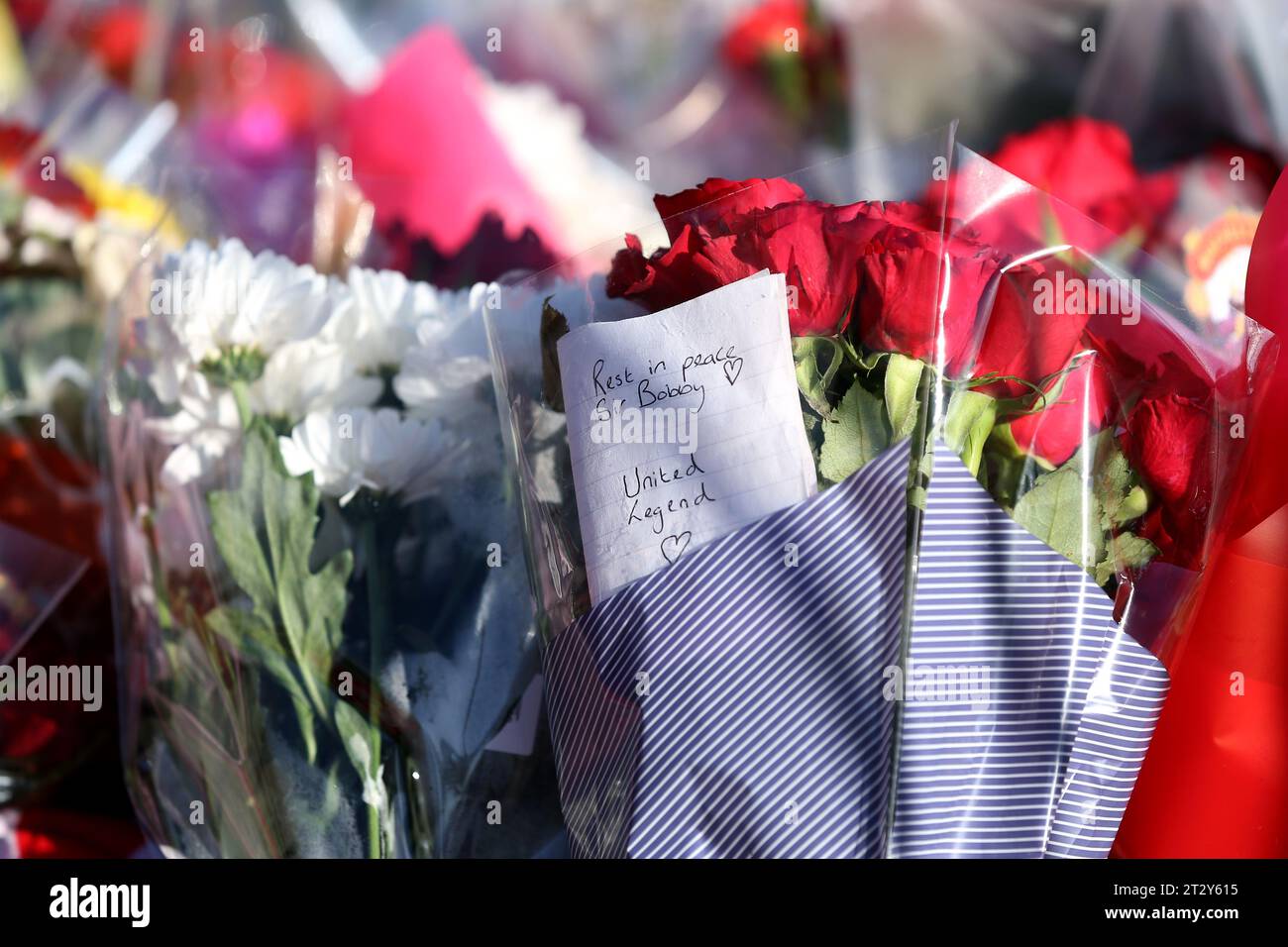 Tributes are laid in memory of Sir Bobby Charlton by The United Trinity ...
