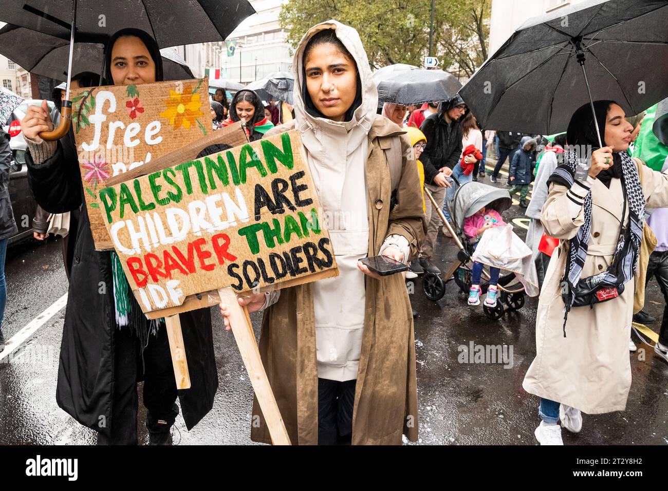 Idf soldiers in gaza streets hi-res stock photography and images - Alamy