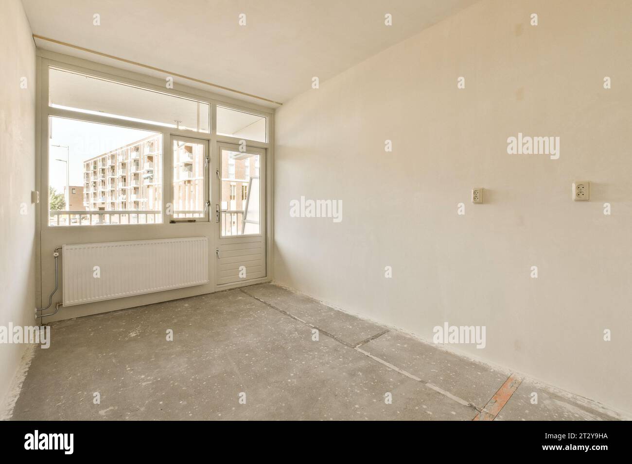 an empty room with no one in the house or building to see how it looks ...