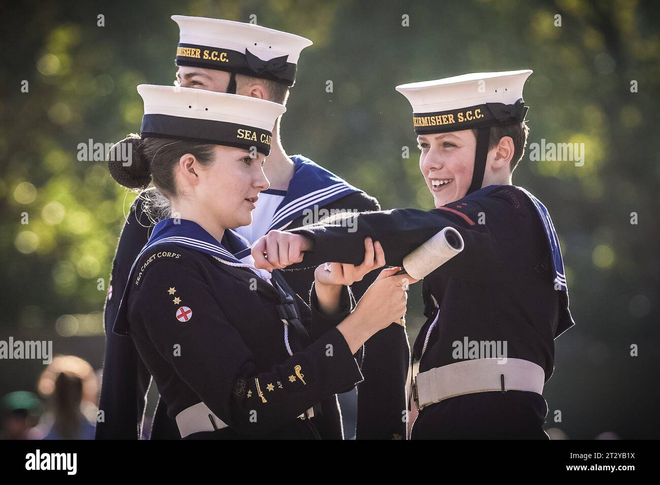 London, UK. 22nd Oct 2023. Sea Cadets de-fluff uniforms in Horse Guards ...