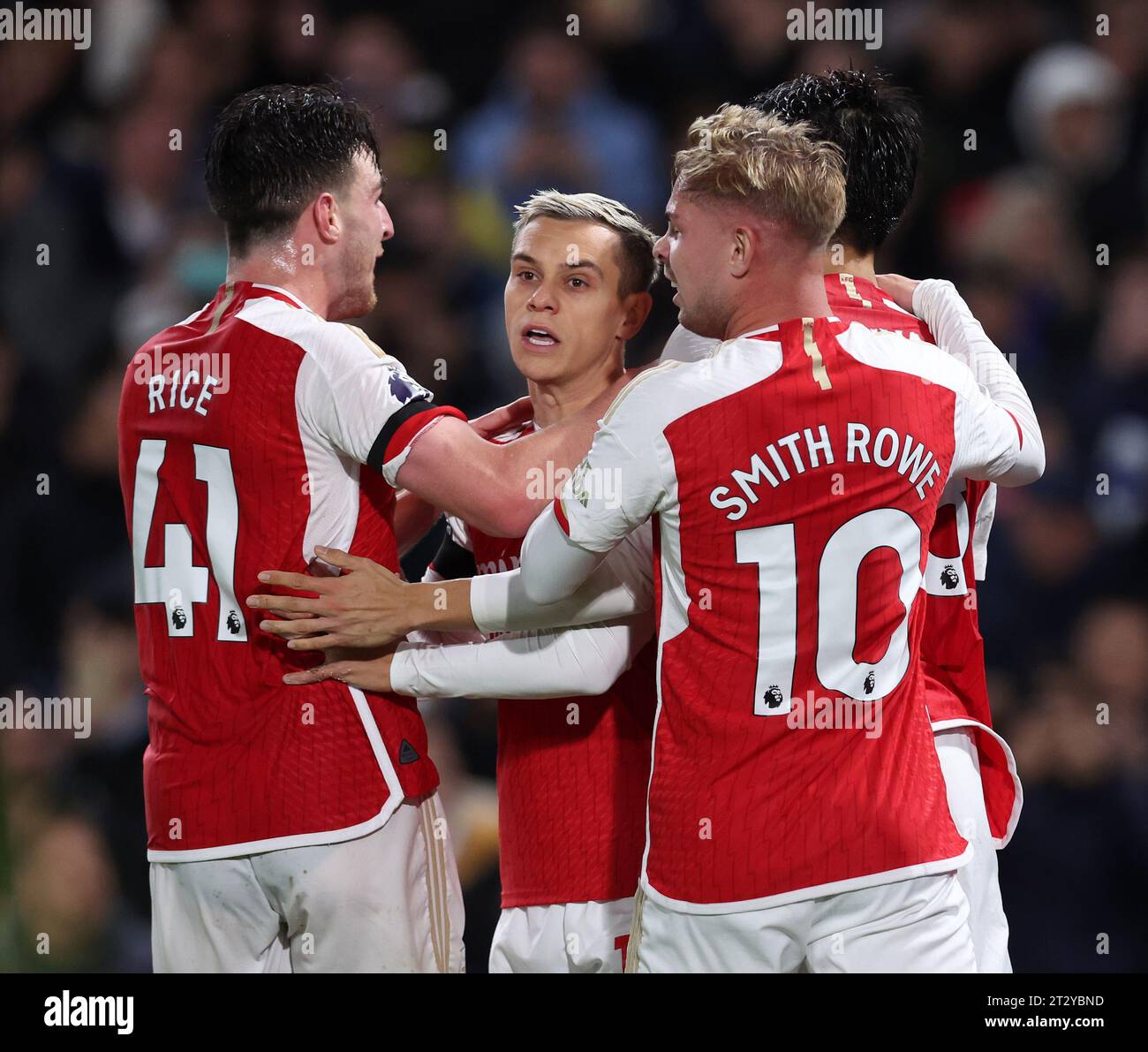 Leandro trossard goal hi-res stock photography and images - Alamy