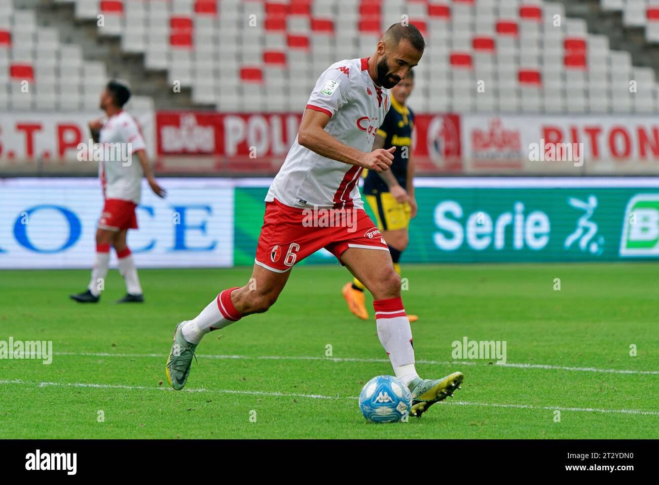 Bari, Italy. 21st Oct, 2023. Valerio Di Cesare of SSC Bari during SSC ...