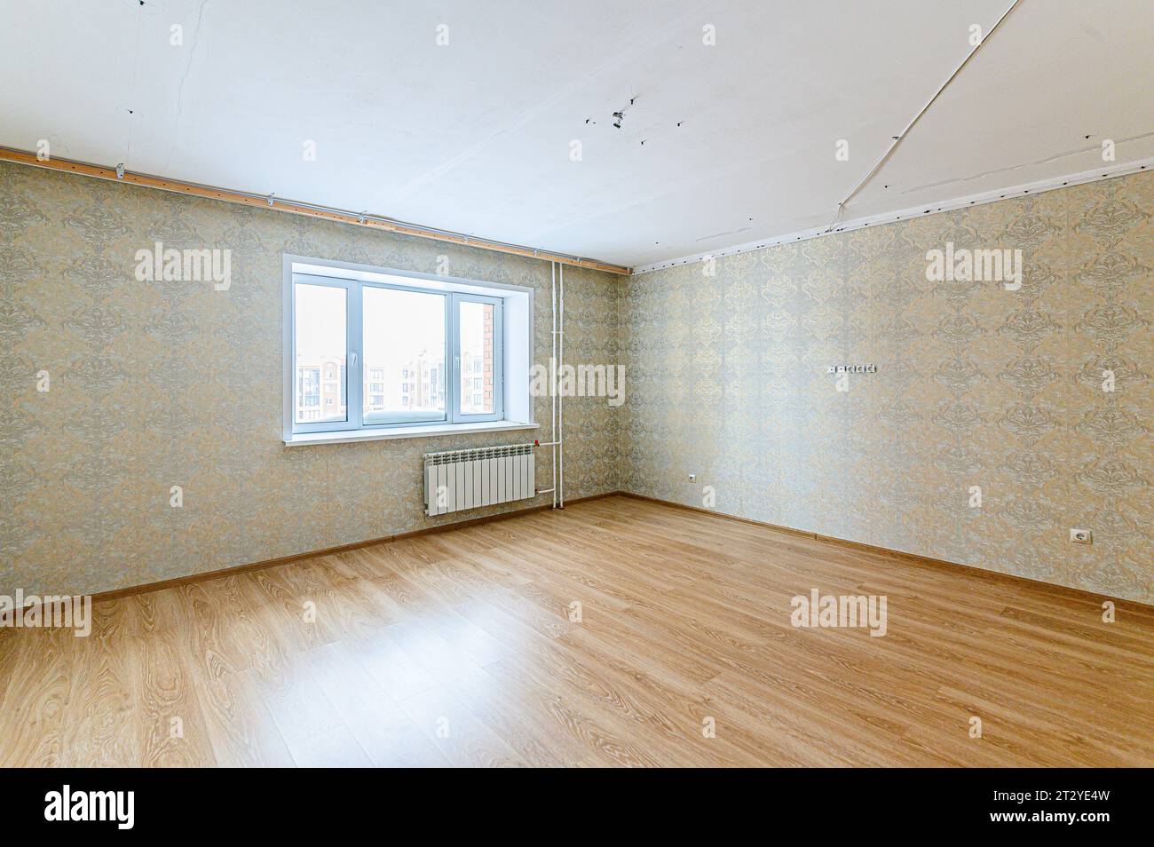 interior apartment empty room renovated Stock Photo - Alamy