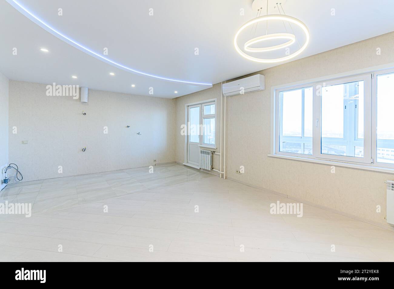 interior apartment empty room renovated Stock Photo - Alamy