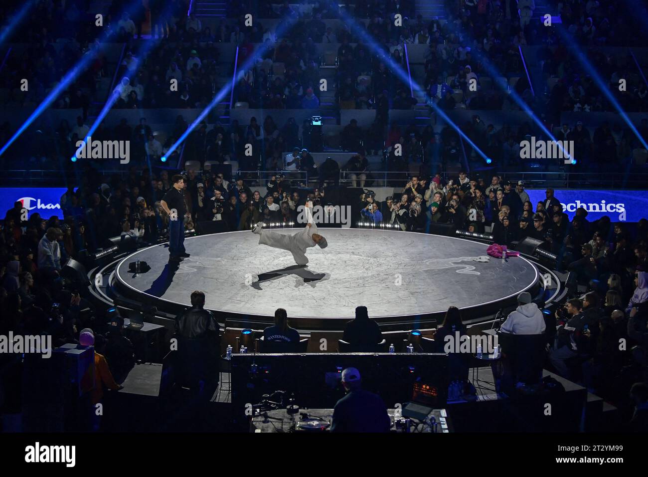 Paris, France. 22nd Oct, 2023. Breakdancer Phil Wizard performs ...