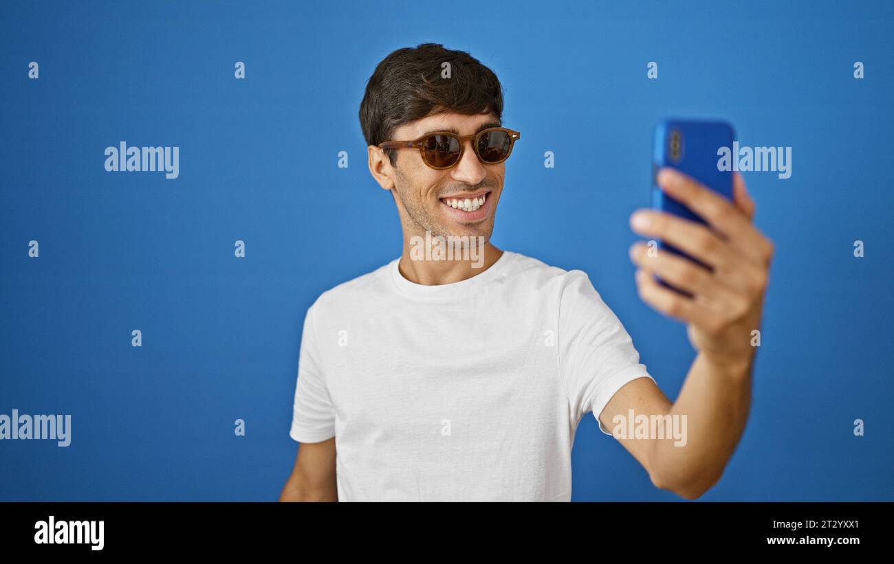 Click selfie hi-res stock photography and images - Alamy