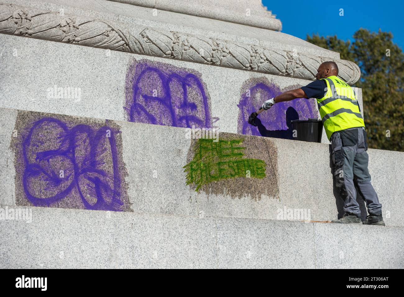 Columnation hi-res stock photography and images - Alamy