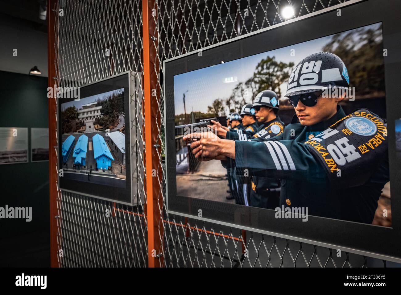 Berlin Zehlendorf OT Dahlem AlliiertenMuseum Clayallee mit dem ...