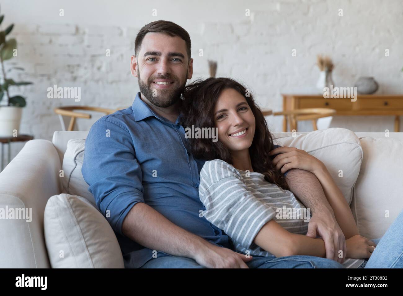 Millennial attractive hi-res stock photography and images - Alamy